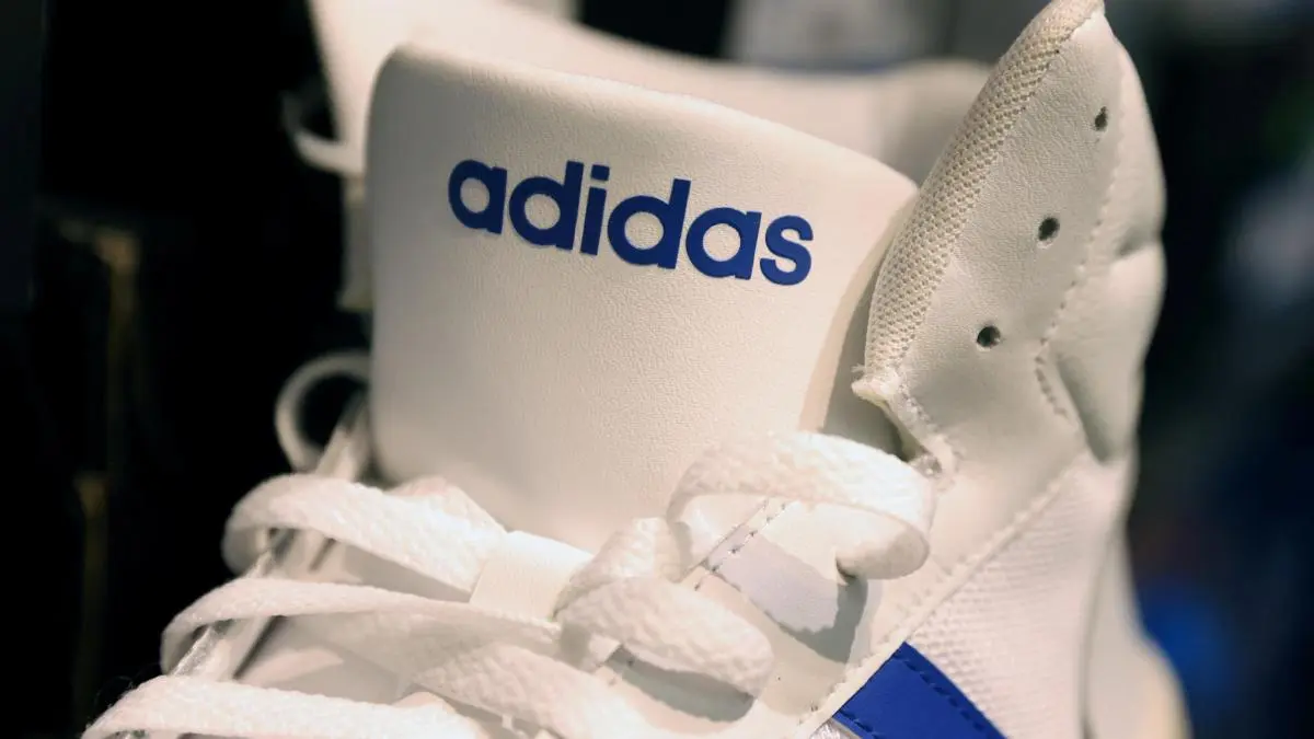 Adidas Yeezy: Historia, Precio Y Razones De Su éxito | La Fábrica Cuero